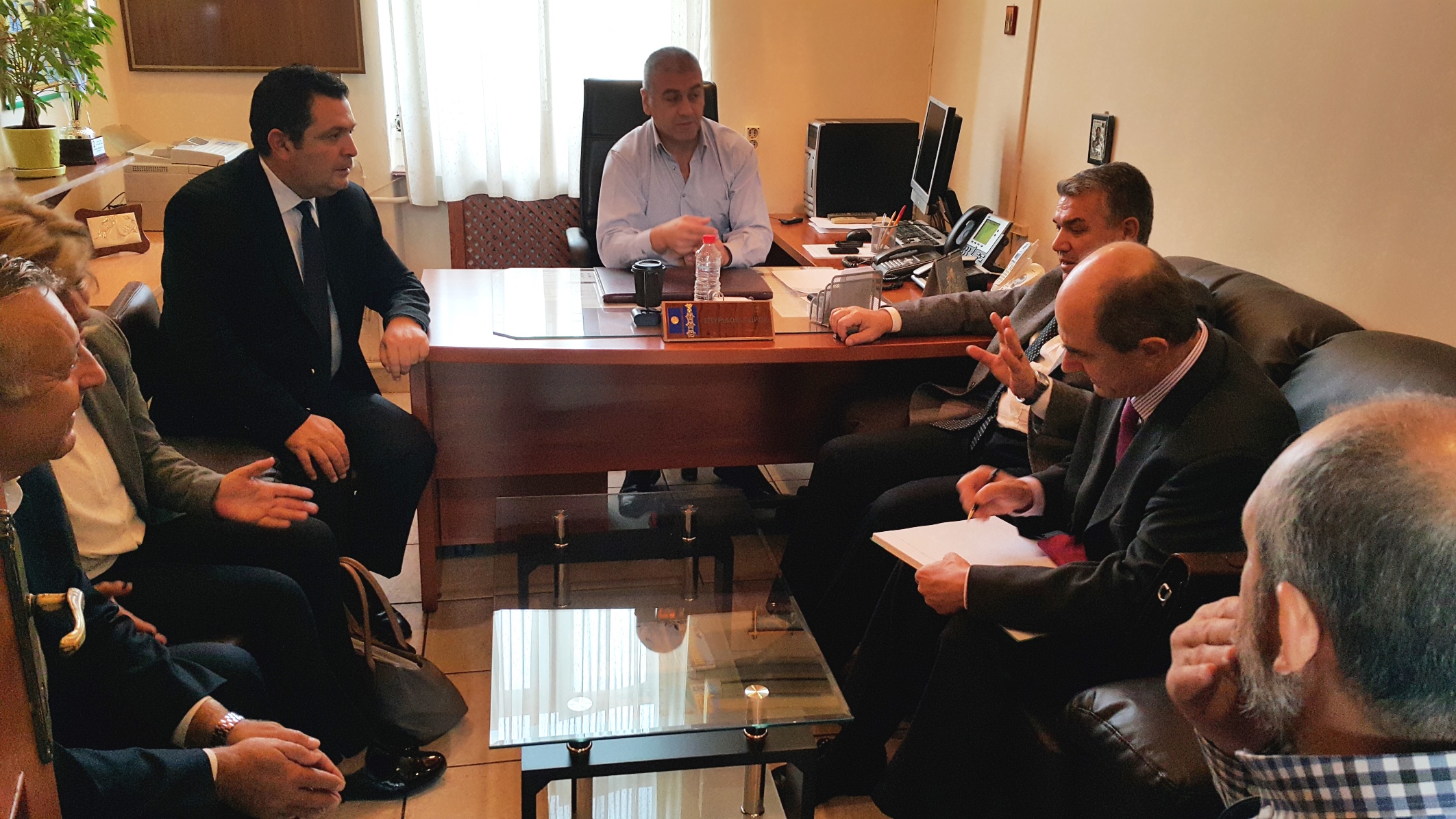 Eπισκέψεις στην ΓΑΔΑ, στη Δ/νση Ασφάλειας Αττικής, στη Διεύθυνση ...